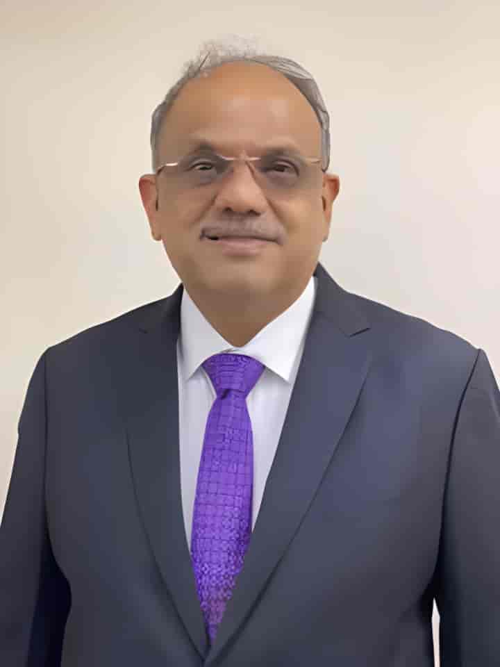 Navin Patel's Instagram, Twitter & Facebook on IDCrawl