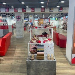 Top Polyurethane Heel Sandal Dealers in Ahmedabad near me - Justdial