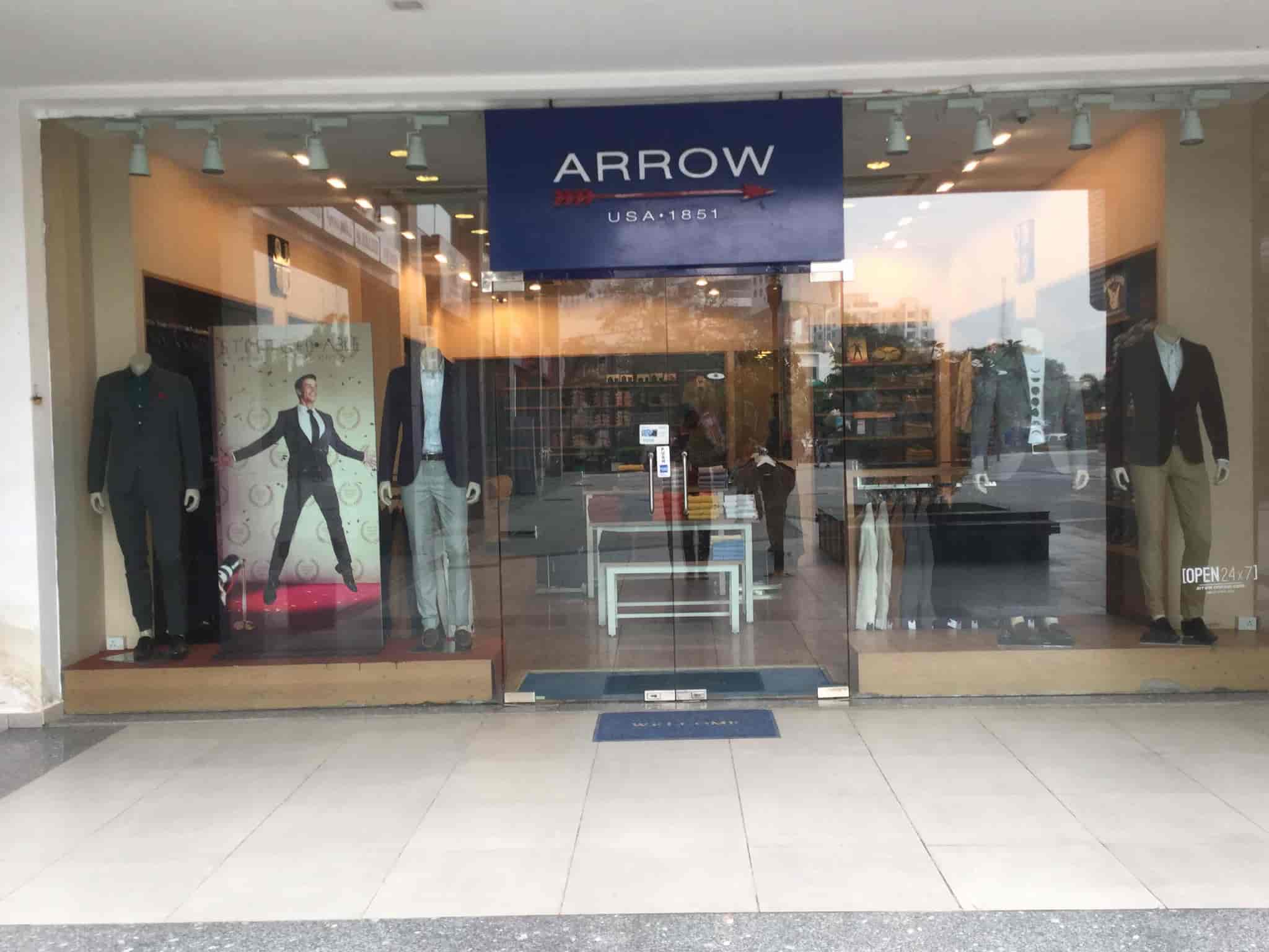 Arrow Store (4d Square Mall) in Chandkheda,Ahmedabad - 𝗩𝗶𝗲𝘄 𝗢𝗳𝗳𝗲𝗿𝘀 ...