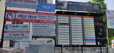 Top Hip Replacement Surgeons in Income Tax - Best Hip Replacement ...