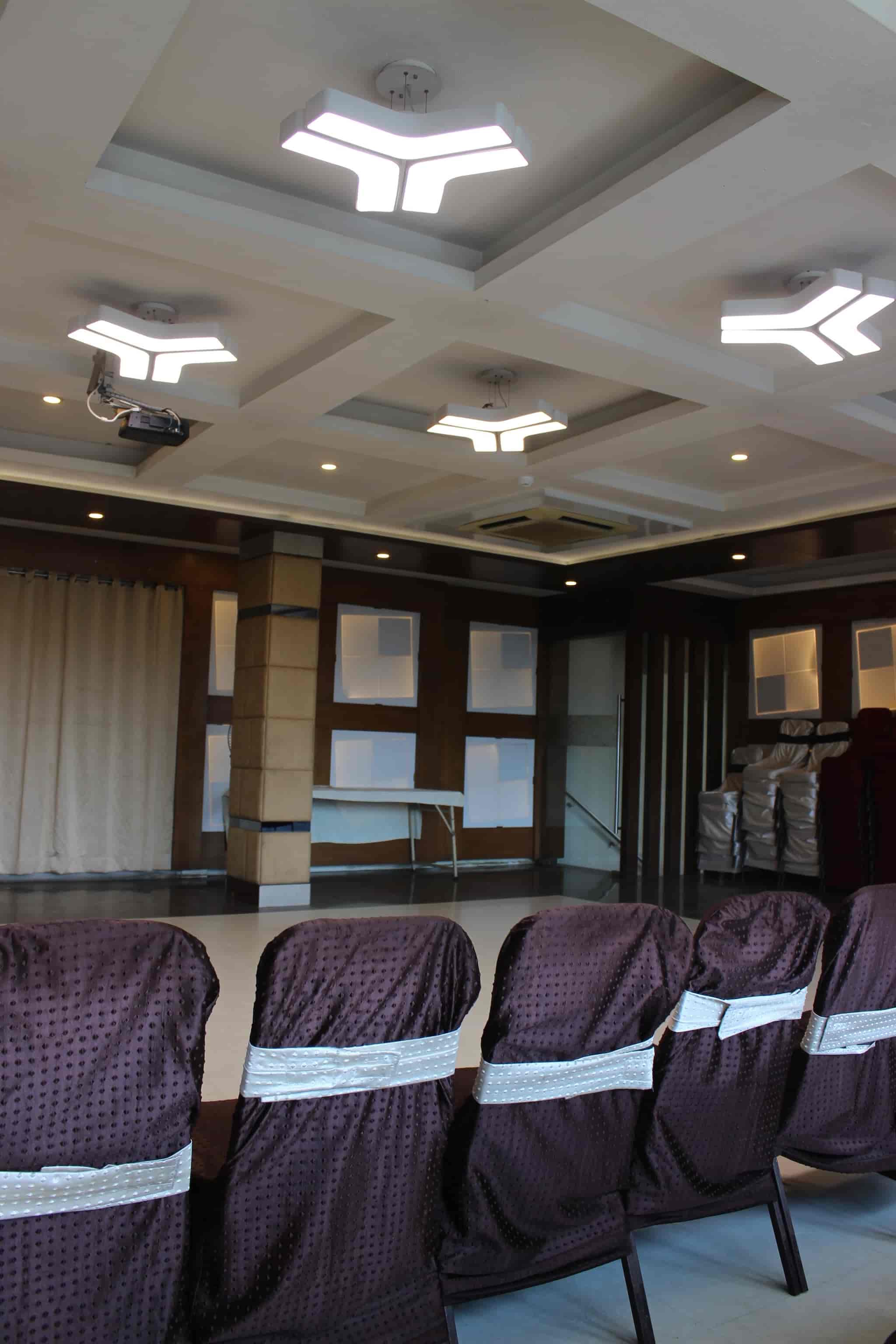 City Point Restaurant And Banquet in Near RTO Office,Anand - Order Food ...