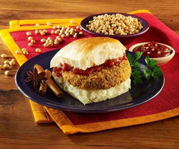 Goli Vada Pav - Trimurti Chowk in Garkheda,Aurangabad-maharashtra ...