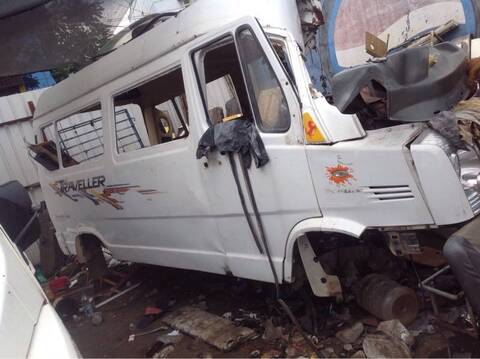 Top Force Tempo Traveller Bus Repair & Services in Bangalore - टेम्पो ...