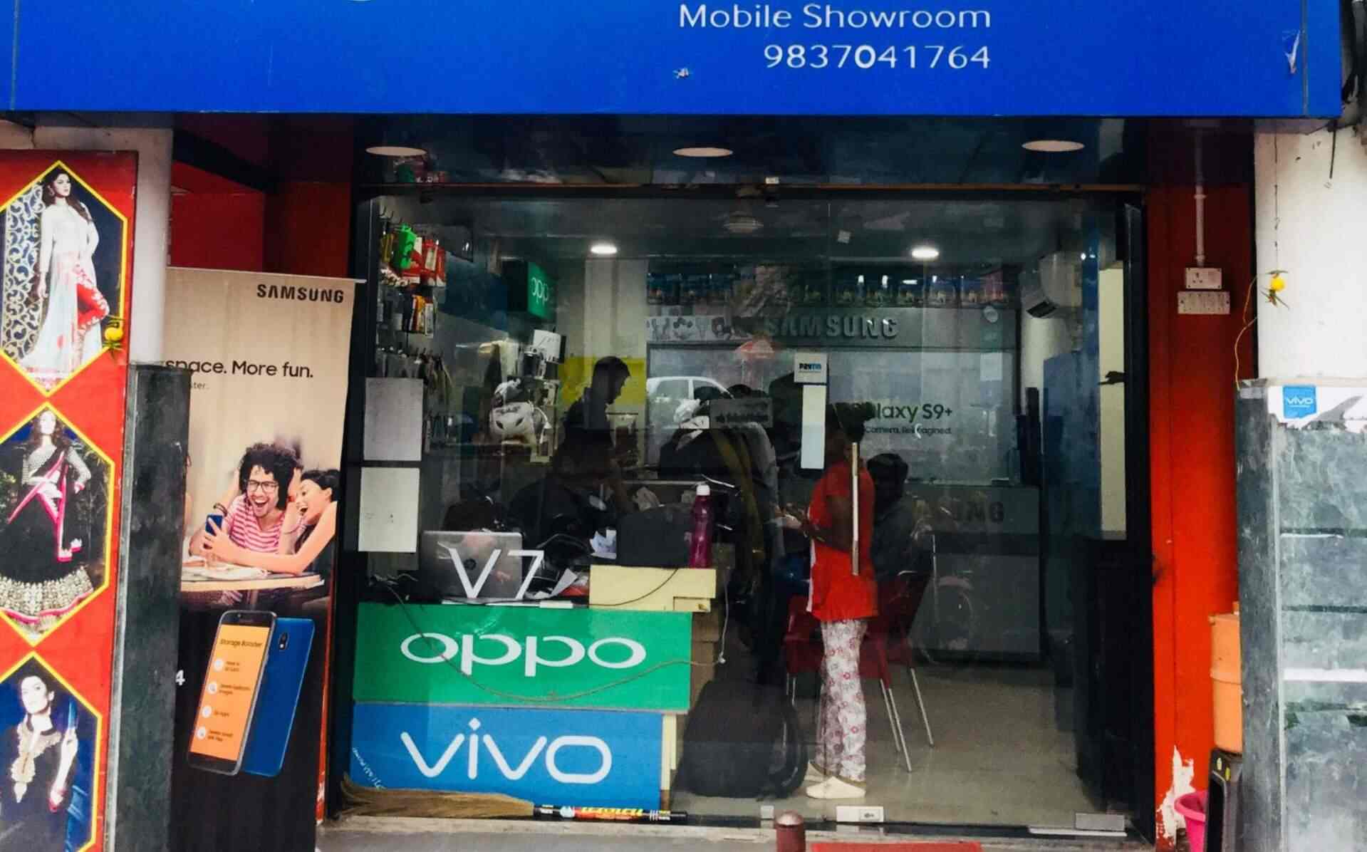 Mi Store Bareilly in Janak Puri,Bareilly - Best Samsung-Mobile Phone ...