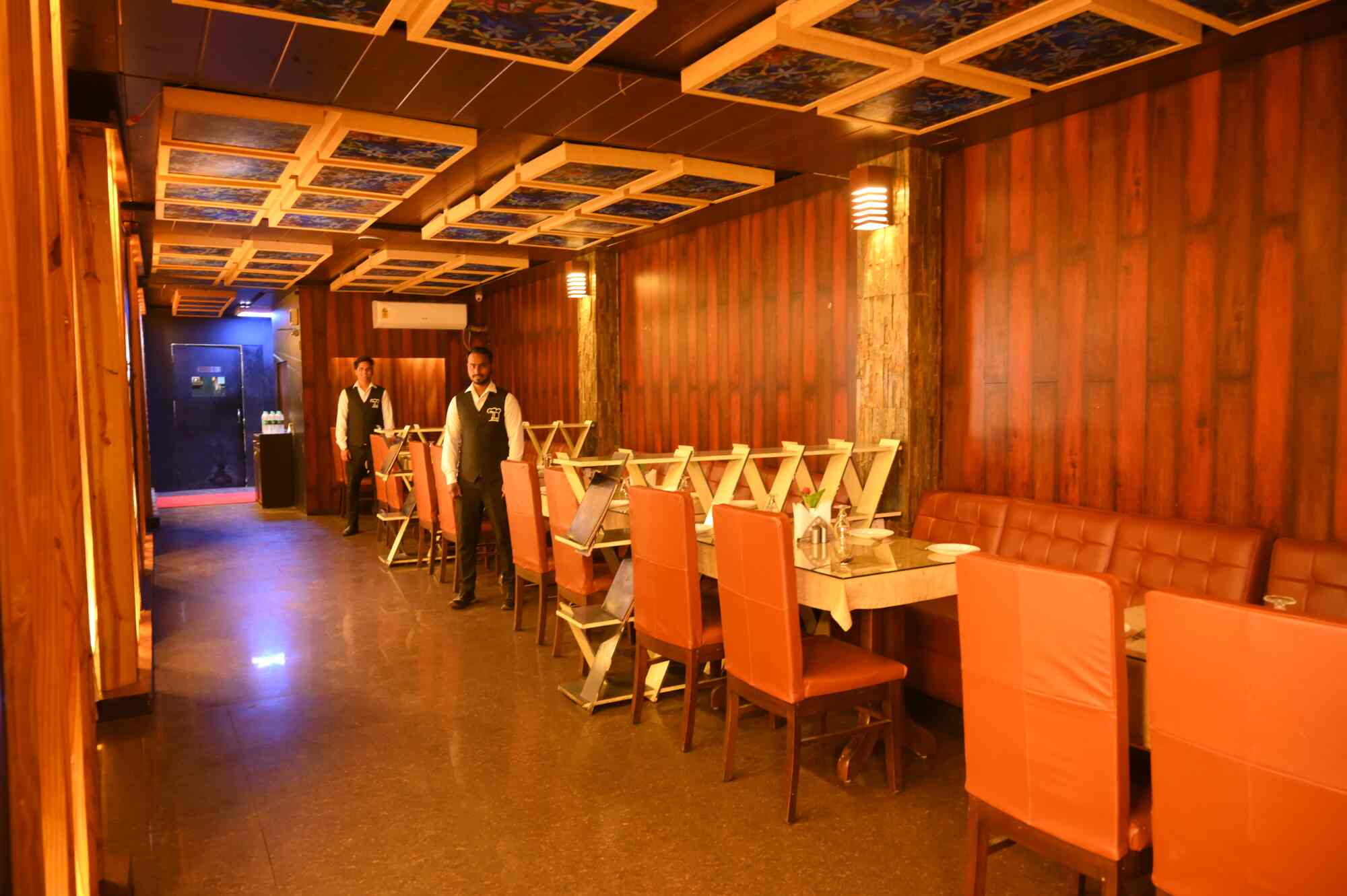 The Lounge in Sanjay Nagar,Bareilly - Order Food Online - Best ...