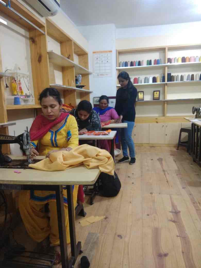 Maxexcel Fashion Factory School in Mohali,Chandigarh - Best Fashion ...