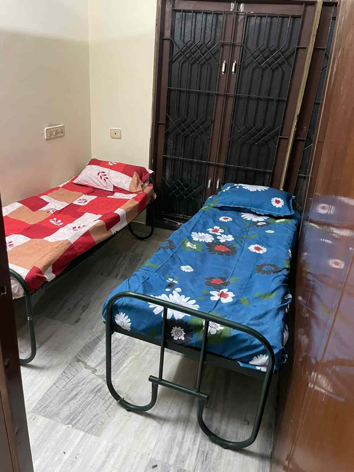 Book Azhagar Pg Men's Hostel in Mogappair East,Chennai - Best Hostels ...