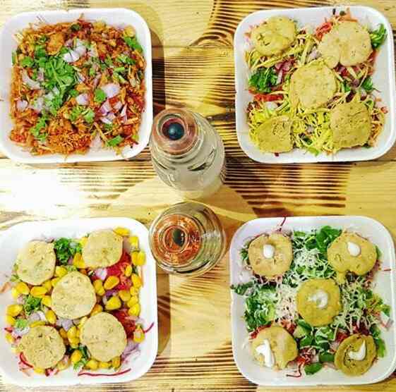 Salem Thattu Vadai Kadai in Alwarthirunagar,Chennai - Order Food Online - Best Home Delivery ...