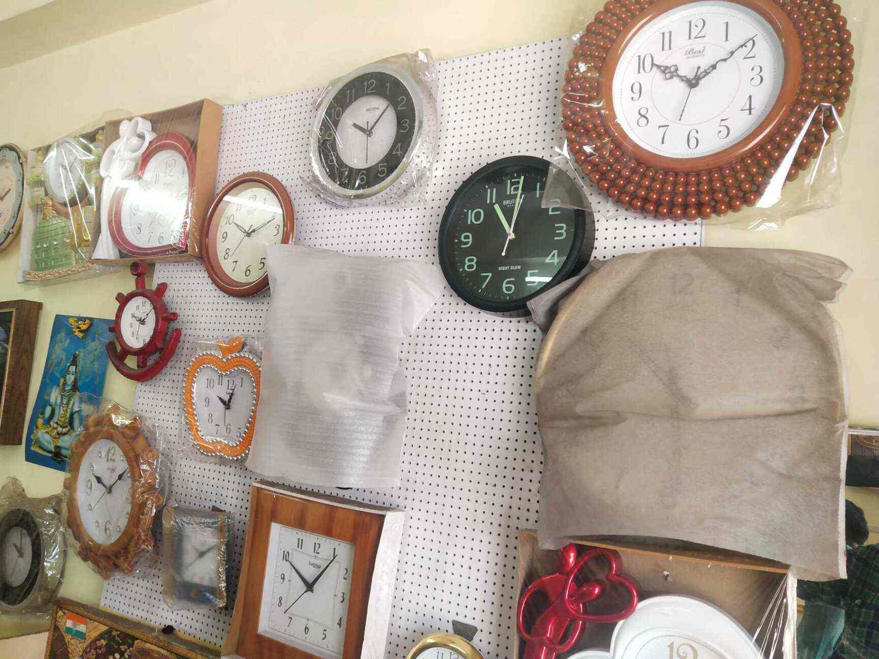 Sri Lakshmi Bala Time Center in Ambattur,Chennai - Best Rado-Wrist ...