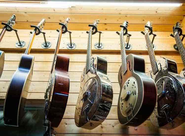 Murugan Musicals in Bagayam,Vellore - Best Guitar Dealers near me in ...
