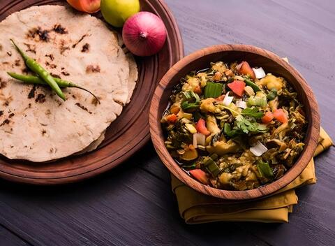 Find list of Delhi Special Pranthe Wali Gali in Chandigarh - Delhi ...