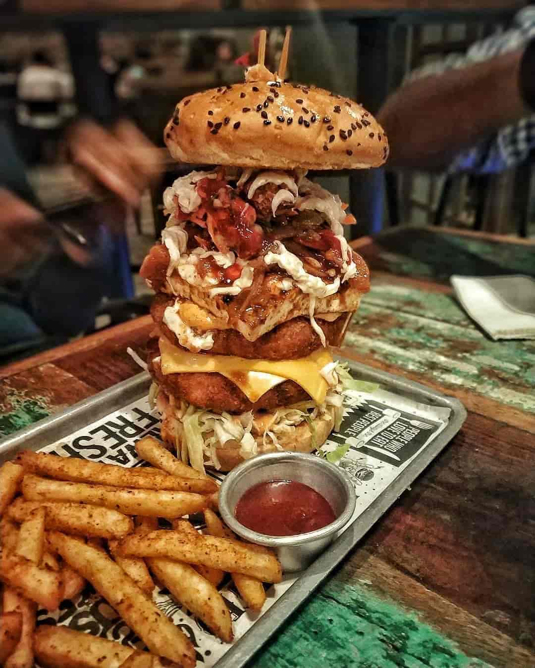 Jimis Burger in Bandra West,Mumbai - Order Food Online - Burger Joints ...