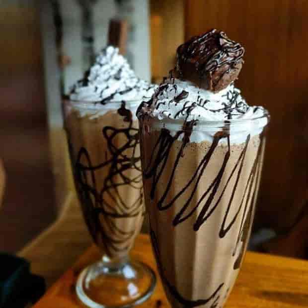 The Chocolate Heaven in Mulund West,Mumbai - Order Food Online - Best ...