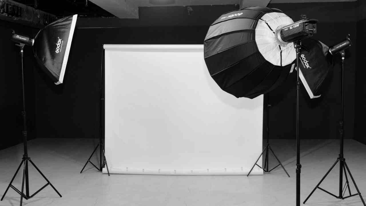 Starlight Studios in Noida Sector 4,Delhi - Best Chroma Studios On Rent ...