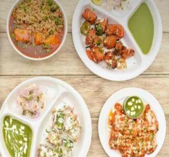 Chatore Cafe in Laxmi Nagar,Delhi - Order Food Online - Best Fast Food ...