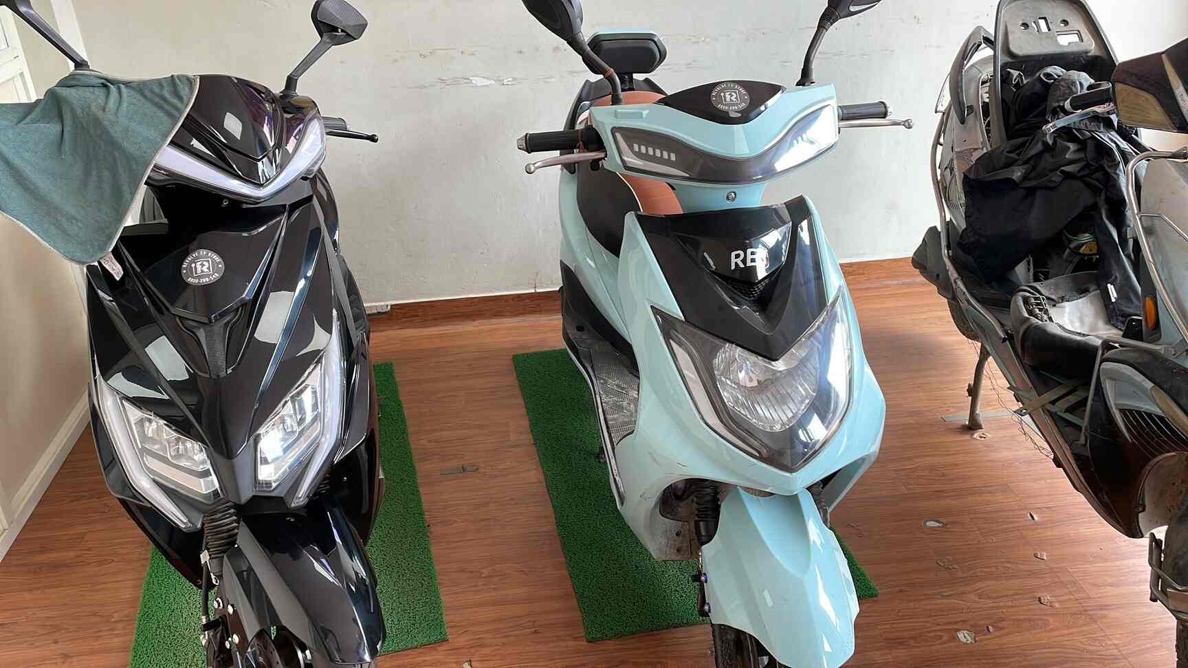 Revolve Ev Store Multi-Brand Electric Vehicles in Old Delhi Gurgaon ...