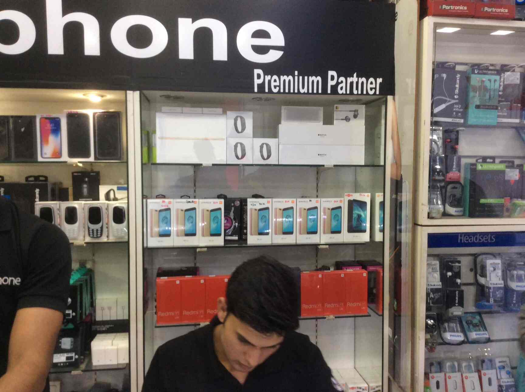 Mobile Shoppe in Paschim Puri,Delhi - Best Second Hand Mobile Phone ...