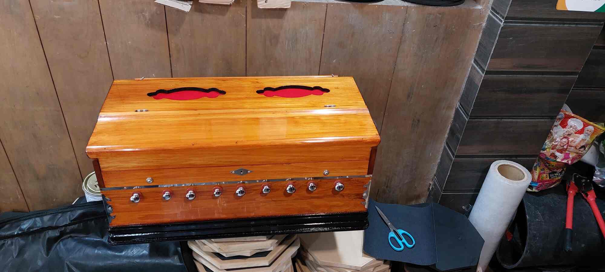 Varun Musicals & Co in Geeta Colony,Delhi - Best Electric Guitar ...