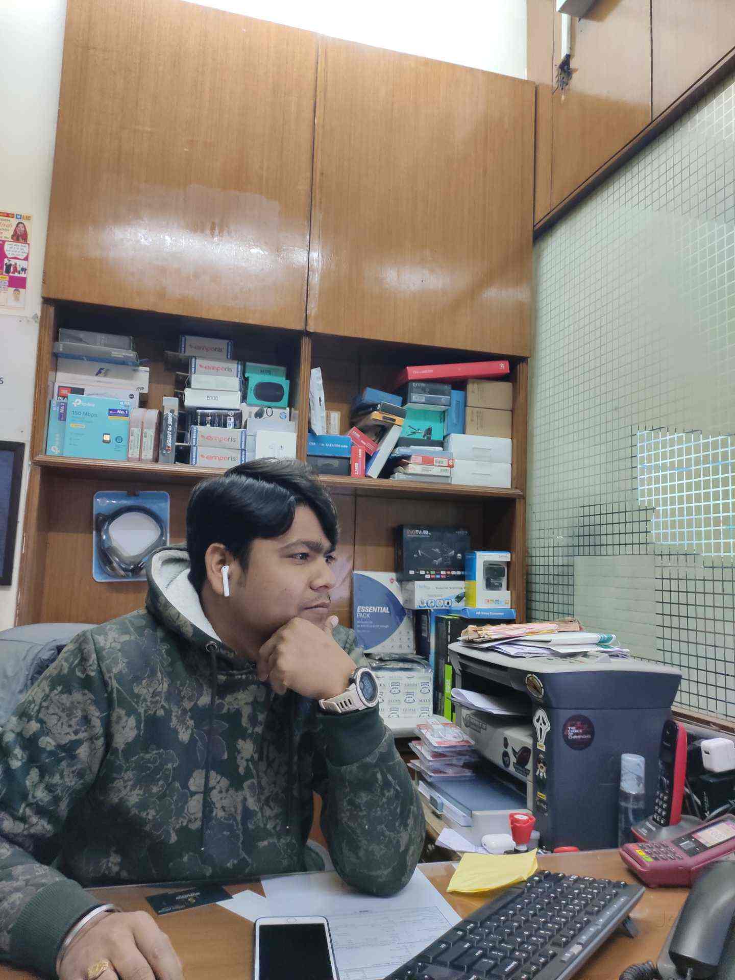 Top 100 Comuter Dealers in Delhi - Best Computer Stores - Justdial