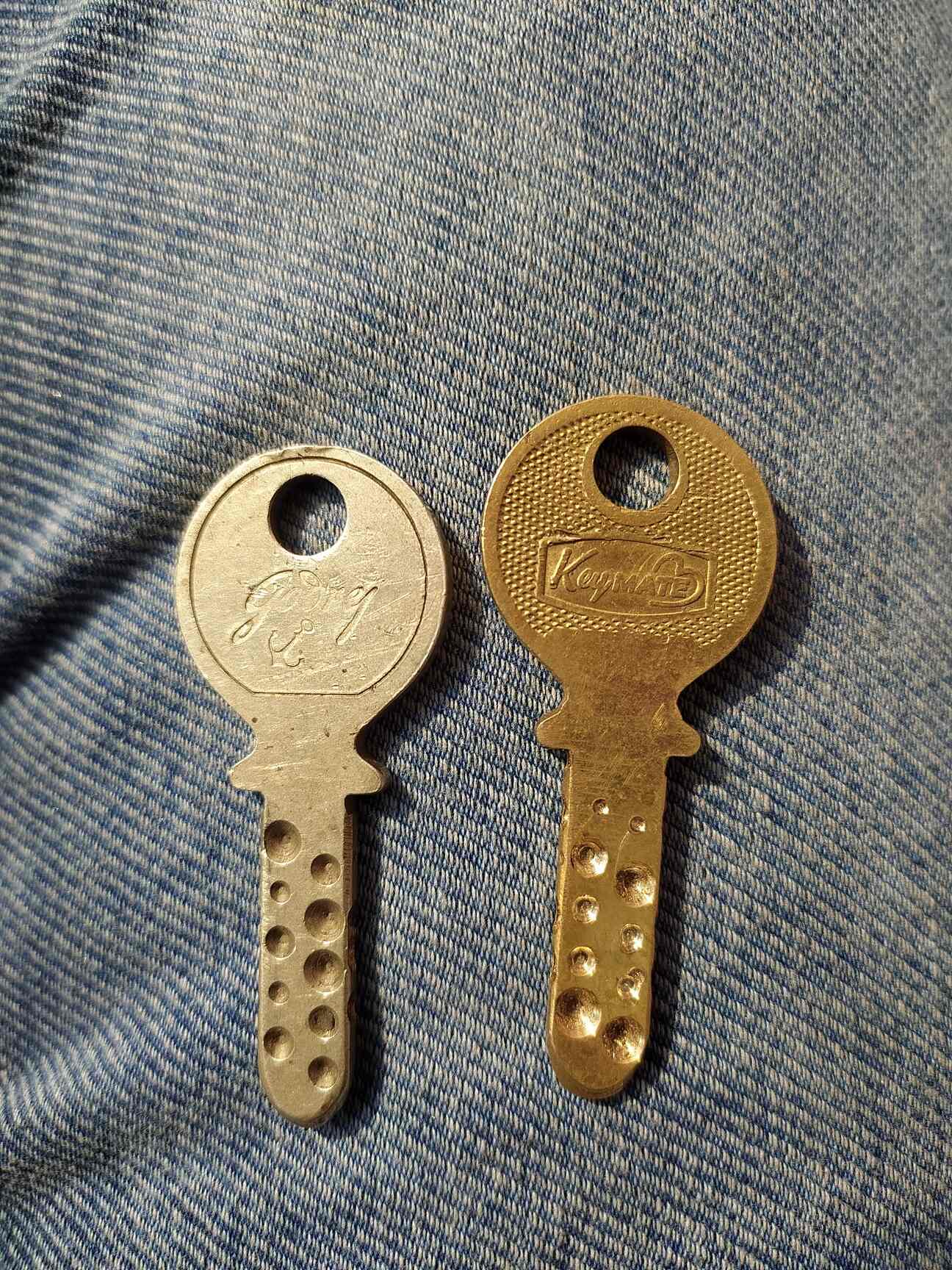 Shakib A To Z Key Maker in Malviya Nagar,Delhi - Best Duplicate Key ...