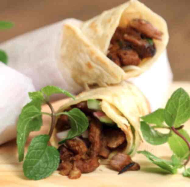 Lucky Rolls in New Ashok Nagar,Delhi - Order Food Online - Best Roll ...