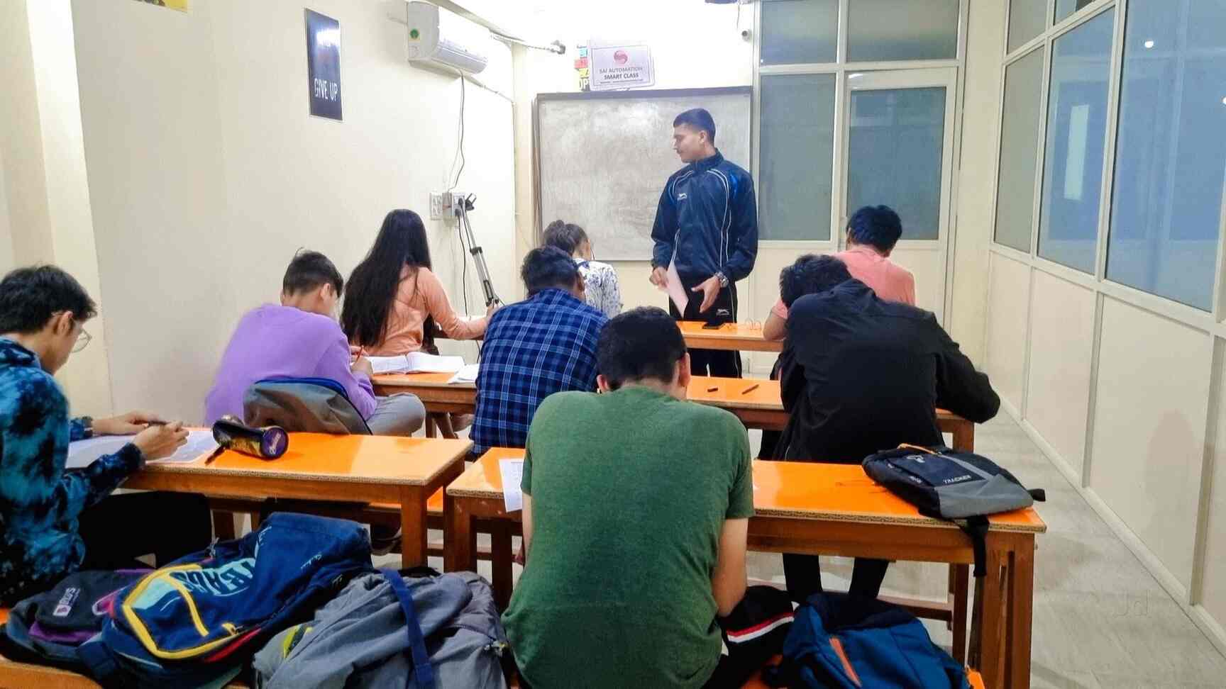 Level Up Education in Dwarka Sector 7,Delhi - Best Tutorials in Delhi - Justdial