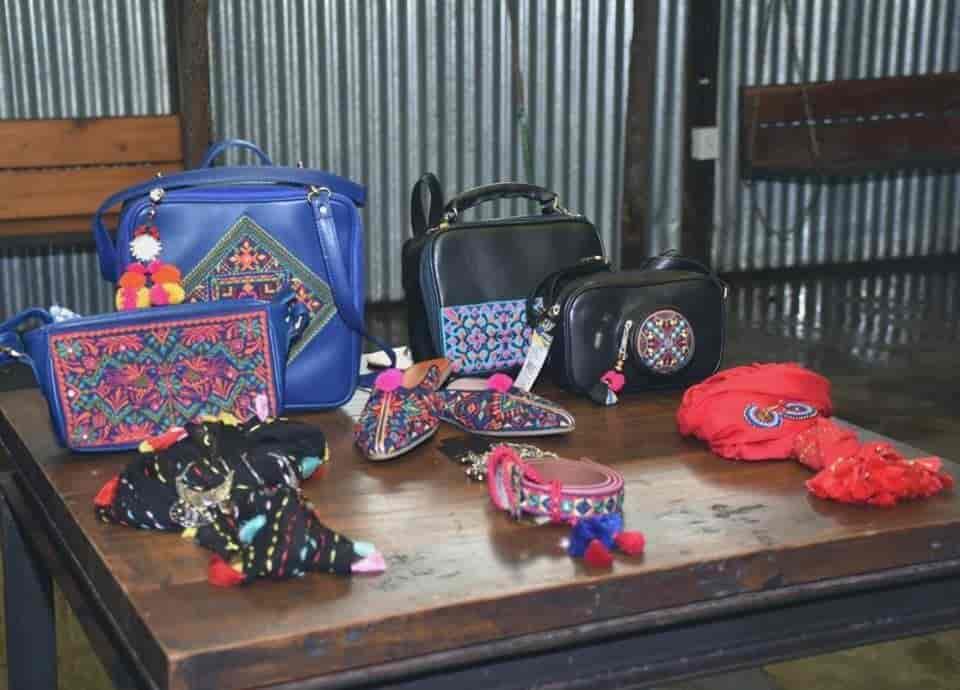 Global Desi Store in Kamla Nagar,Delhi - Best Readymade Garment ...