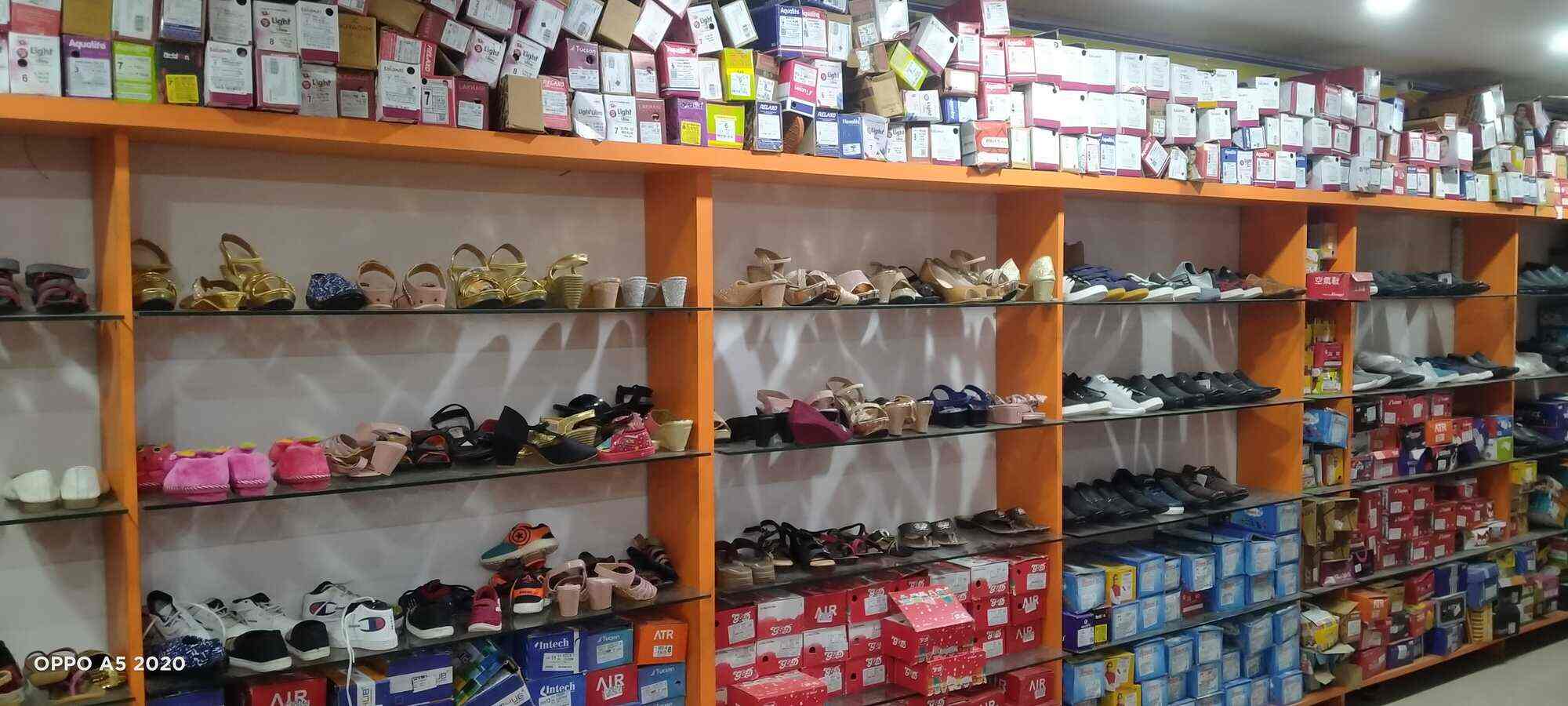 BRANDED SHOE SHOWROOM in Govindpur,Dhanbad - Best Shoe Wholesalers near ...