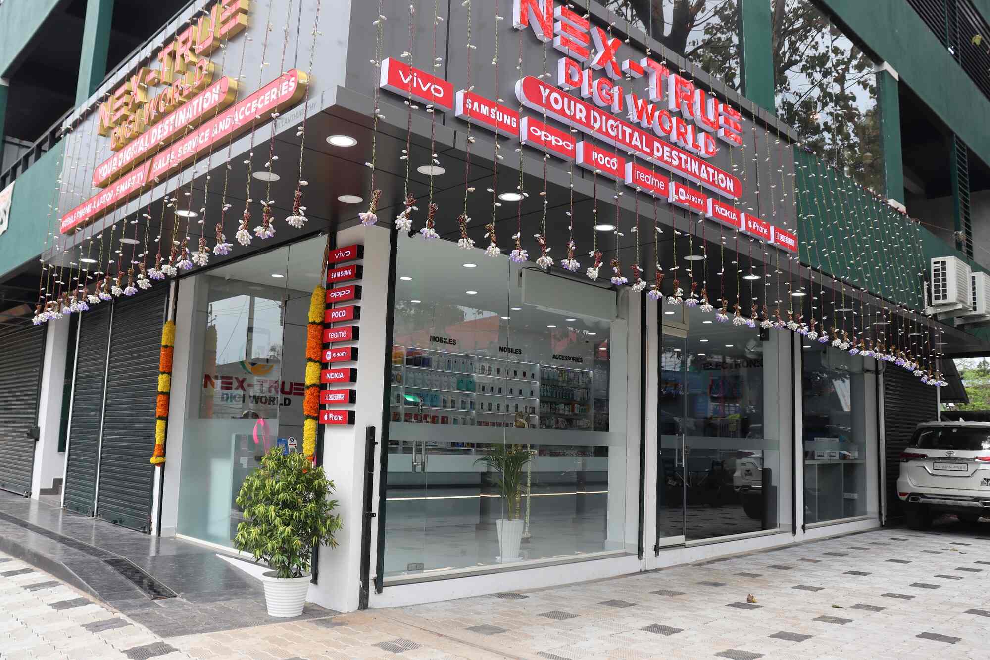 Nex True Digi World in Karuvatta Kuriz Junction,Ernakulam - Best Mobile ...