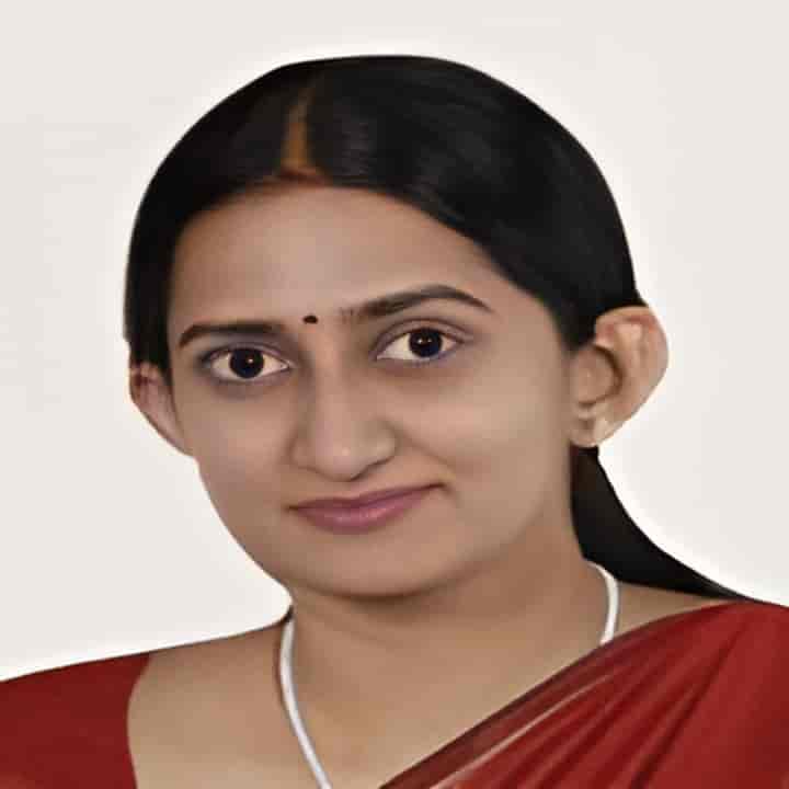 Dr. Sapna Varma (Dr. Varmas Centre For Advanced Dental Care) in ...