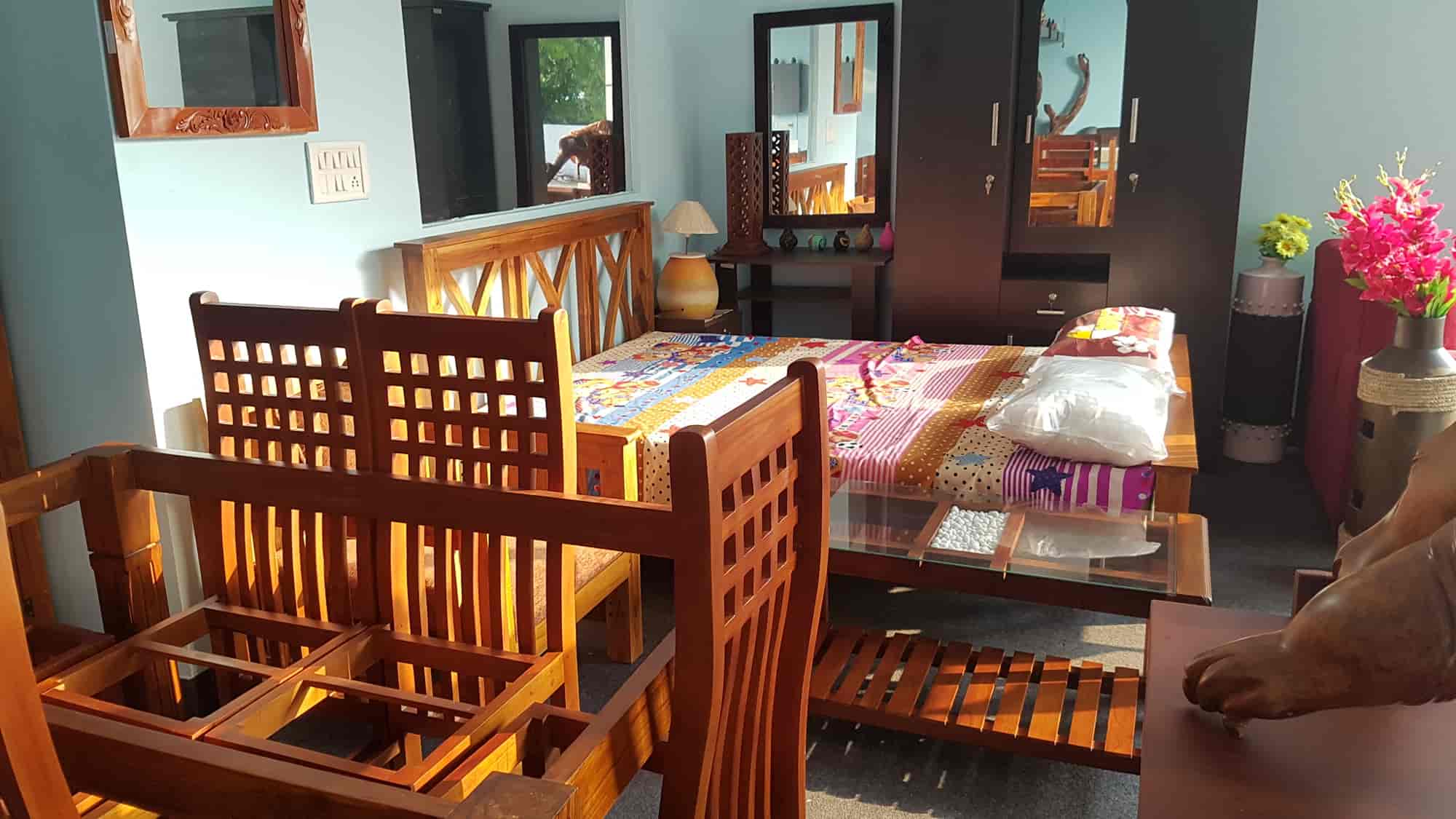 Antique Furniture Buyers Near Me