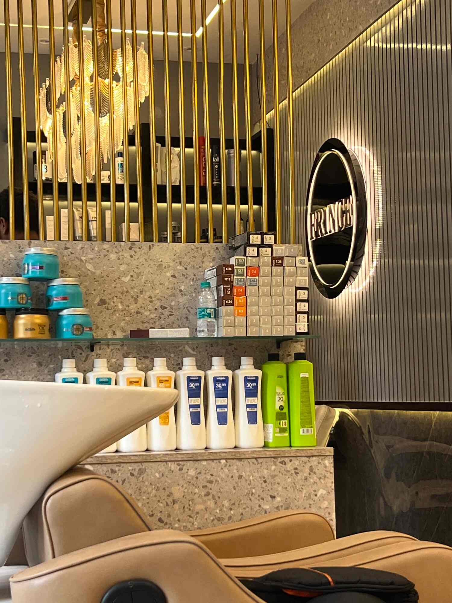 Fringe salon store