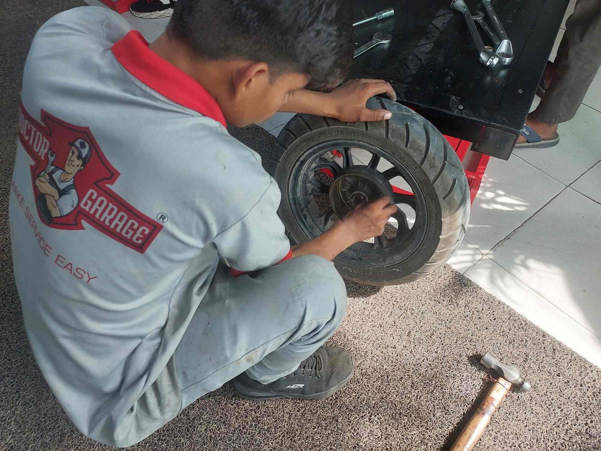 Doctor Garage - Devyani Automobiles in Vaishali Ghaziabad,Delhi - Best ...