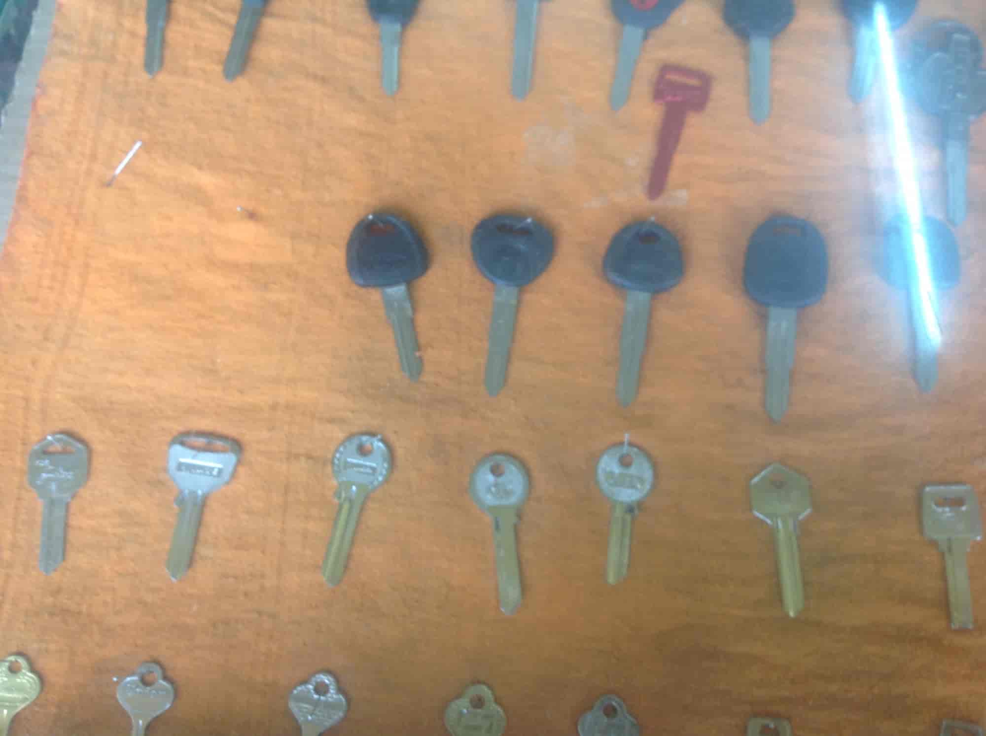 Smart Key Maker in Ponda,Goa - Best Computerised Duplicate Key Makers ...