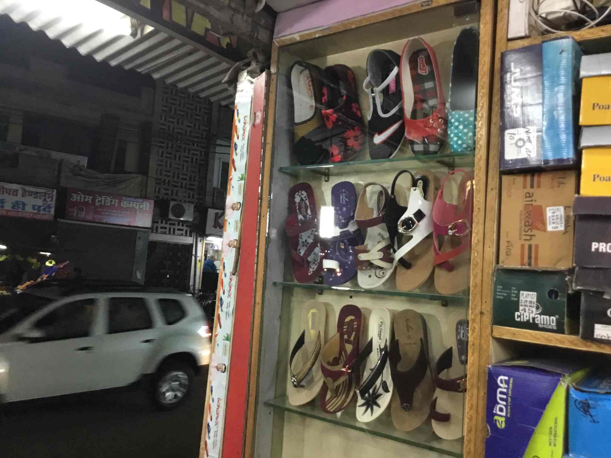 Kukreja Hosiery in Jiyaji Chowk,Gwalior - Best Readymade Garment ...