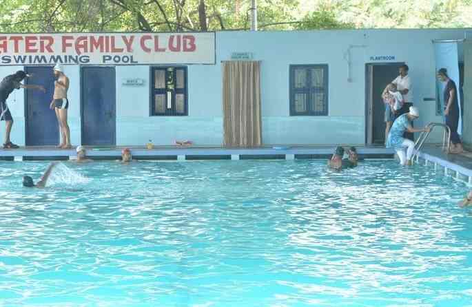 Seasons Indoor Swimming Pool, Lower Tank Bund - Swimming Pools in ...