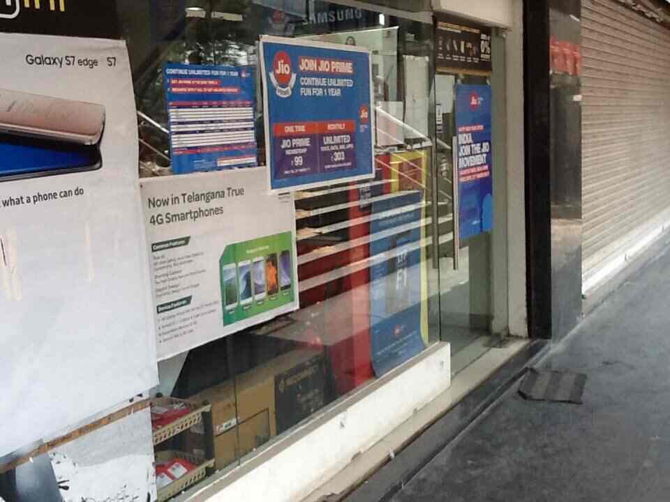 Reliance Digital Xpress Mini in Moosarambagh,Hyderabad - Best AC ...