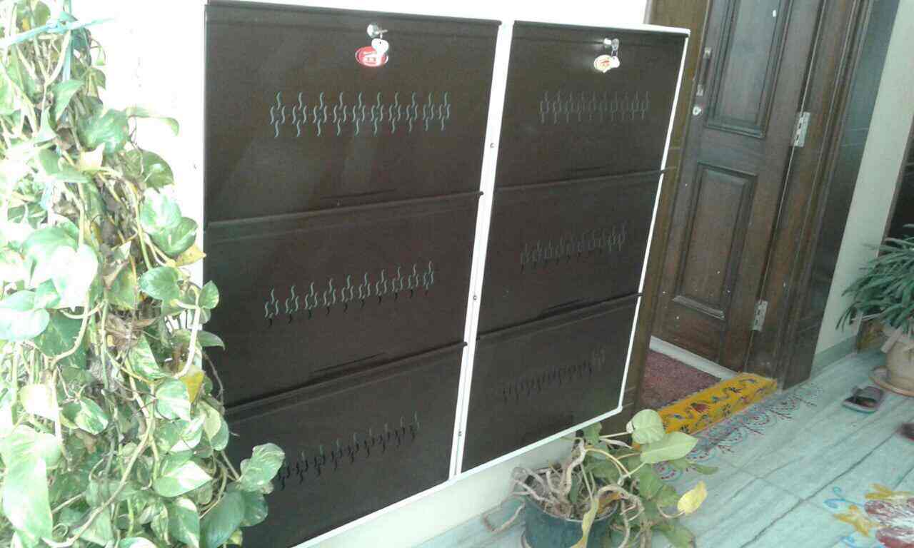 Shoe Den in Jeedimetla,Hyderabad - 𝗩𝗶𝗲𝘄 𝗢𝗳𝗳𝗲𝗿𝘀 - Best Shoe Dealers in ...