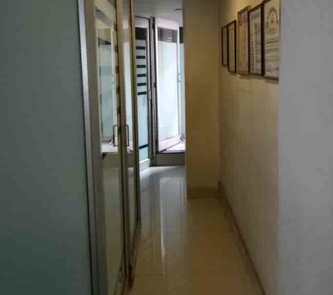 Dr. Rahul Mathur in South Tukoganj,Indore - Book Appointment Online ...