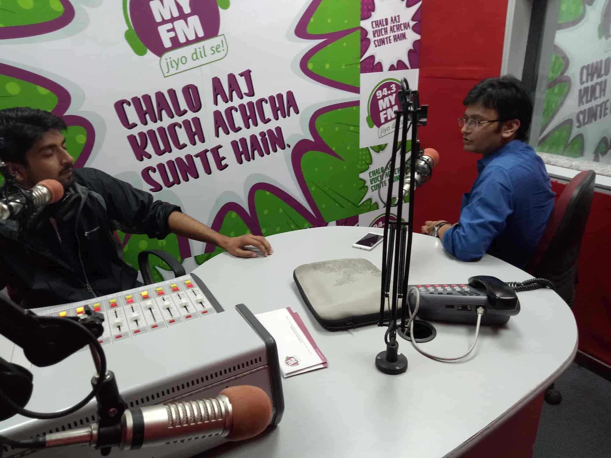 Dr. Rahul Mathur's Anand Neuropsychiatry Clinic in Ratlam Kothi,Indore ...