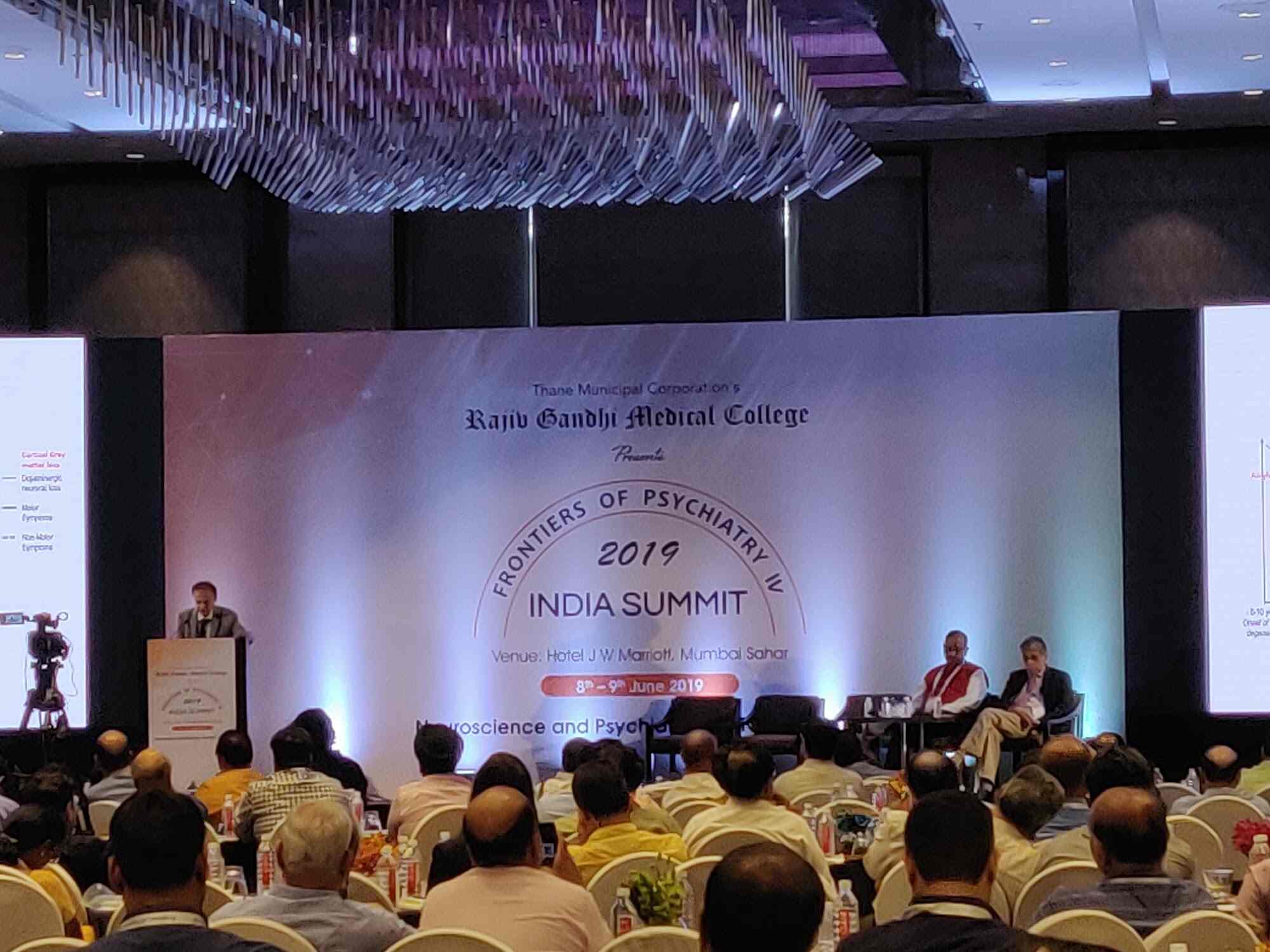 Dr. Rahul Mathur (Apple Hospital) in Navlakha,Indore - Best ...