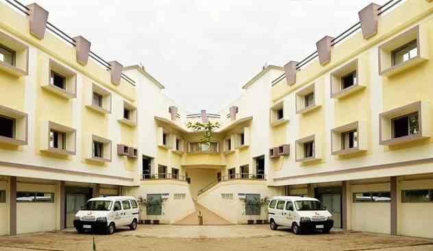 Dolphin Hospital & Research Center in New Palasia,Indore - Best General ...