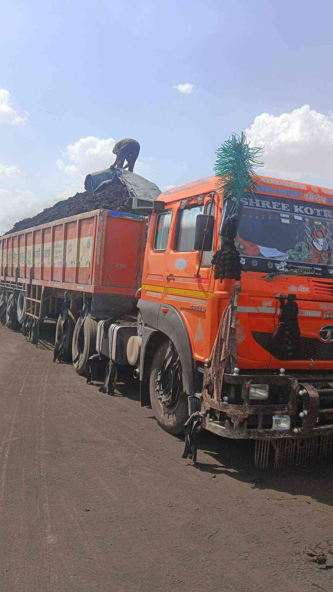 Mumbai Gujarat Transport - from Ureeka, Jhunjhunu, India | Company Profile