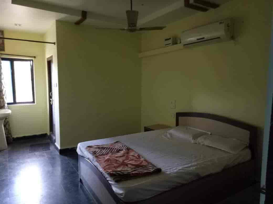 Book Hotel Nawabs in Civil Hospital Road,Karimnagar - Best Hotels near ...