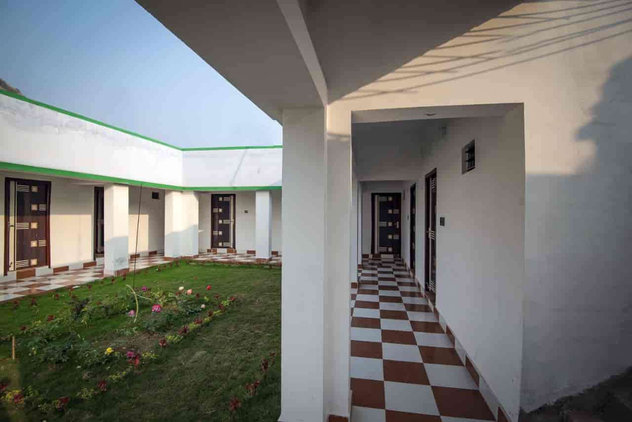 Book Baranti Resort in Subhas Sarobar Park,Kolkata - Best Resorts in ...