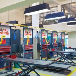 Top Authorised Royal Enfield Showroom in Salt Lake City Sector 5, Kolkata - Best Bullet Bike ...