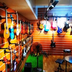 Top Gibson Musical Instrument Dealers in Kottayam - Best Gibson Musical ...