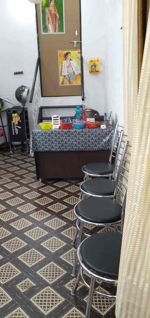 Glamour Beauty Parlour in Near Gupta Atta Chakki Or Dhaniya Mehri Pul ...