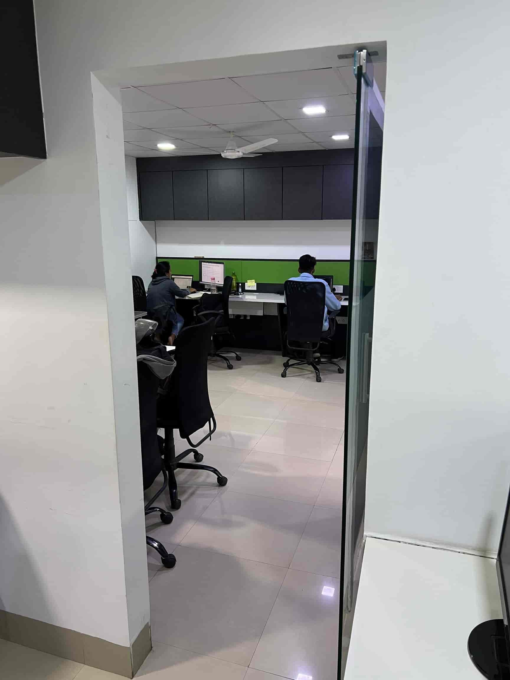 Emreach in Malad East,Mumbai - Best Software Companies in Mumbai - Justdial