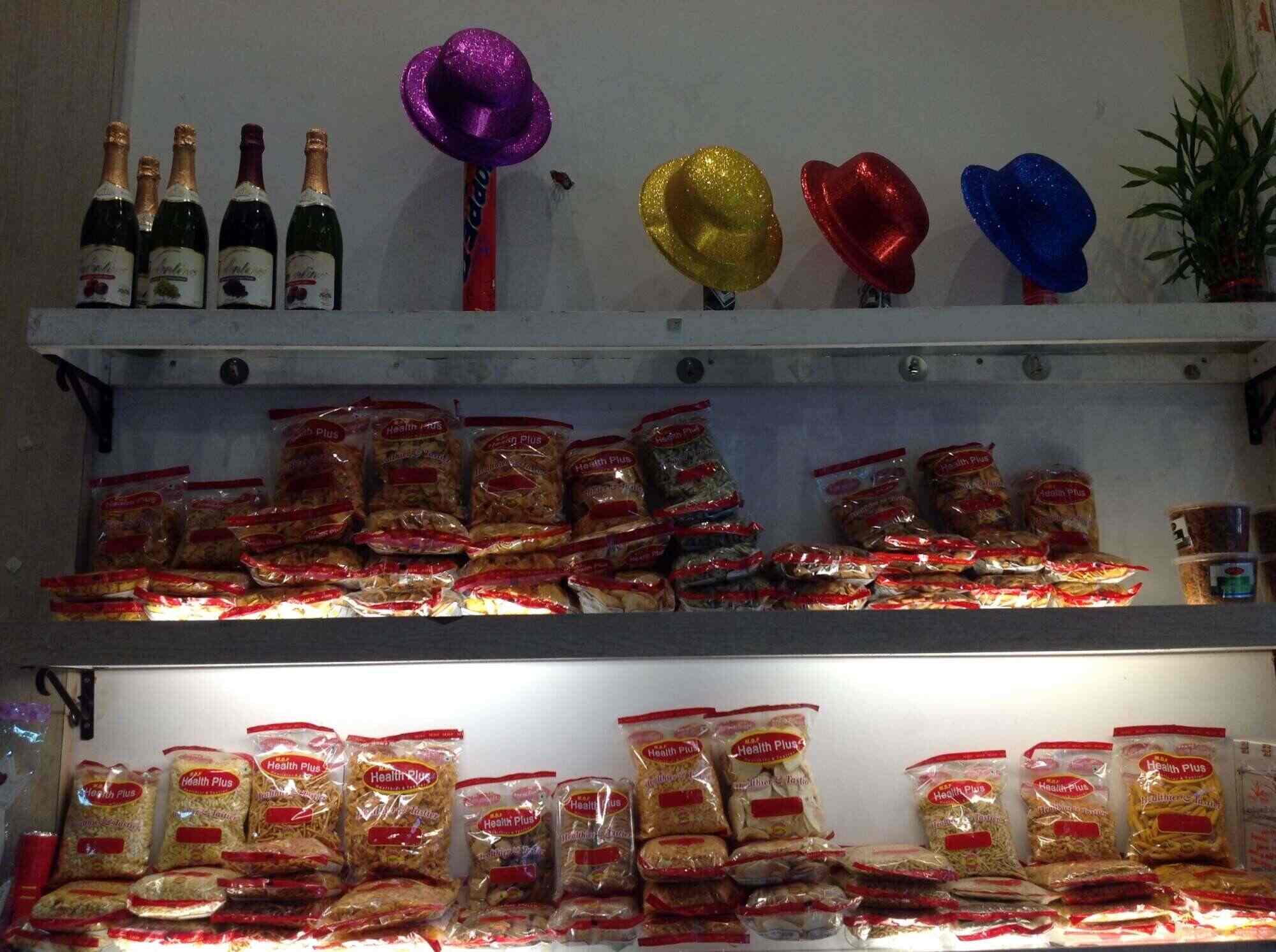 King Cake Cafe Desserts in Mulund West,Mumbai - Order Food Online ...